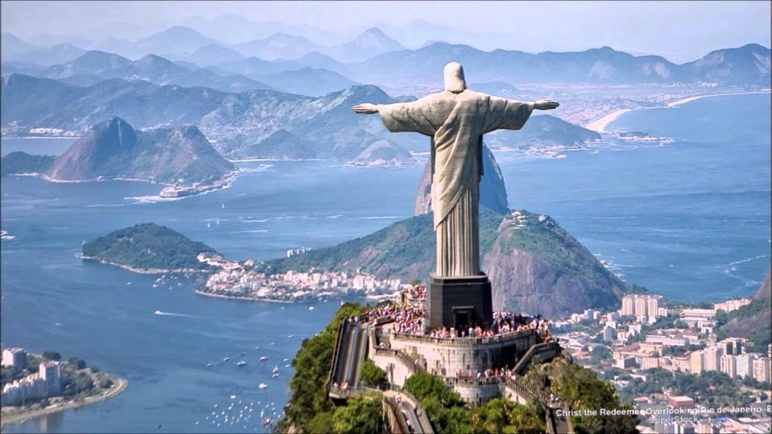 Brazil footwear output declines by 1.9% in 2025 | Article | Shoe ...